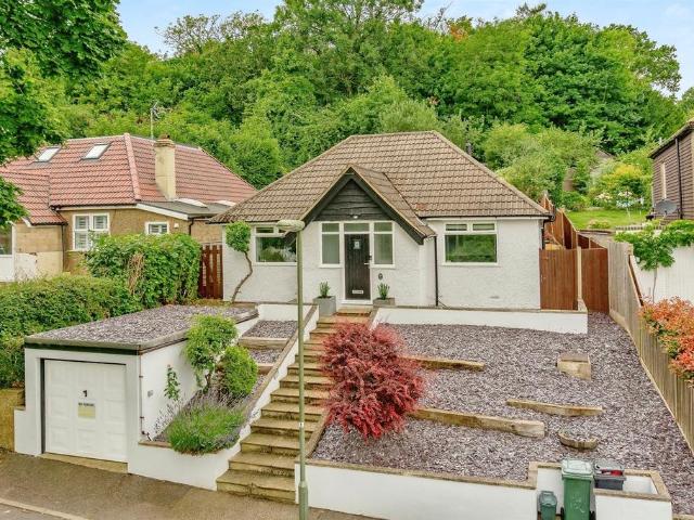 3 bedroom detached bungalow for sale