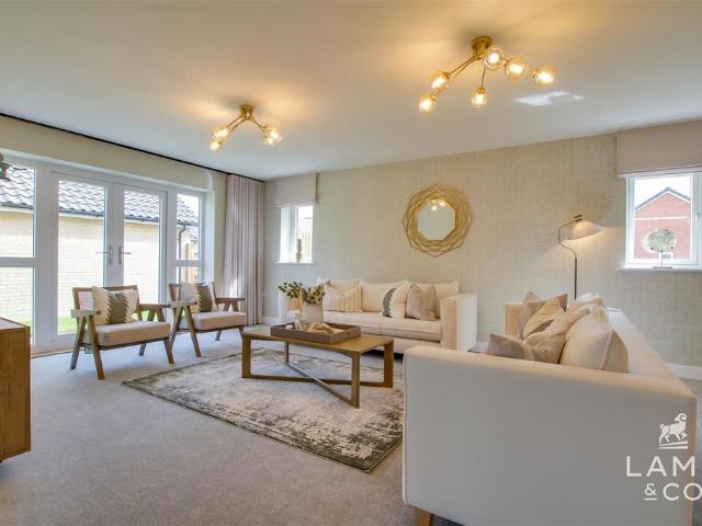 3 bedroom detached bungalow for sale