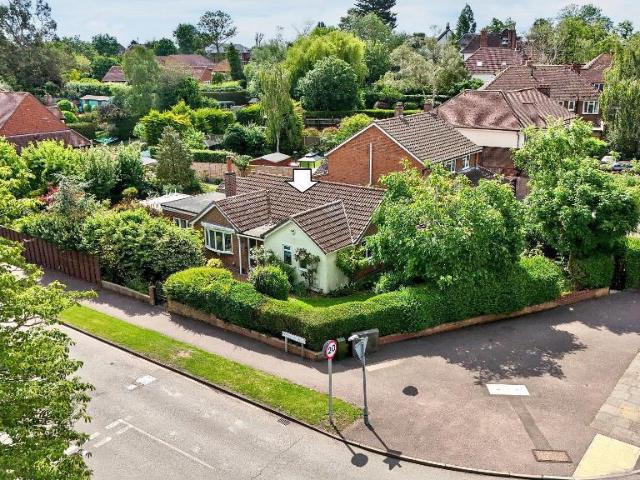 3 bedroom detached bungalow for sale