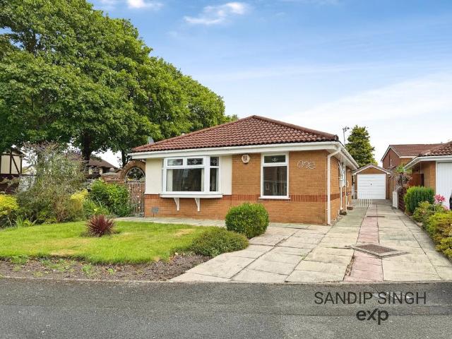 3 bedroom detached bungalow for sale