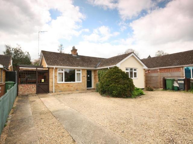3 bedroom detached bungalow for sale