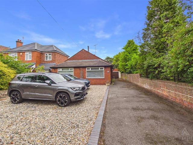 3 bedroom detached bungalow for sale