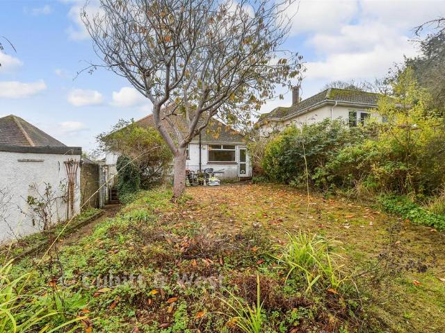 3 bedroom detached bungalow for sale