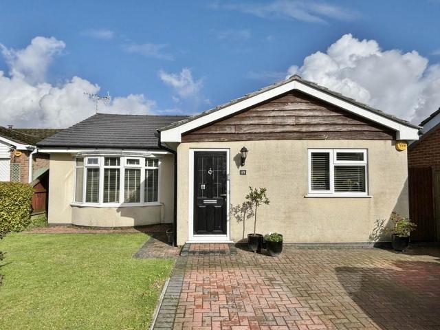 3 bedroom detached bungalow for sale