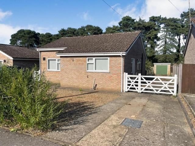 3 bedroom detached bungalow for sale