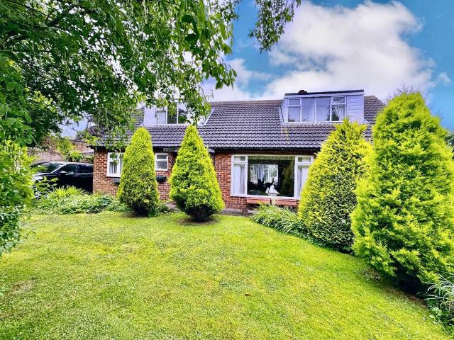 3 bedroom detached bungalow for sale