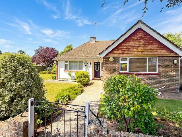 3 bedroom detached bungalow for sale