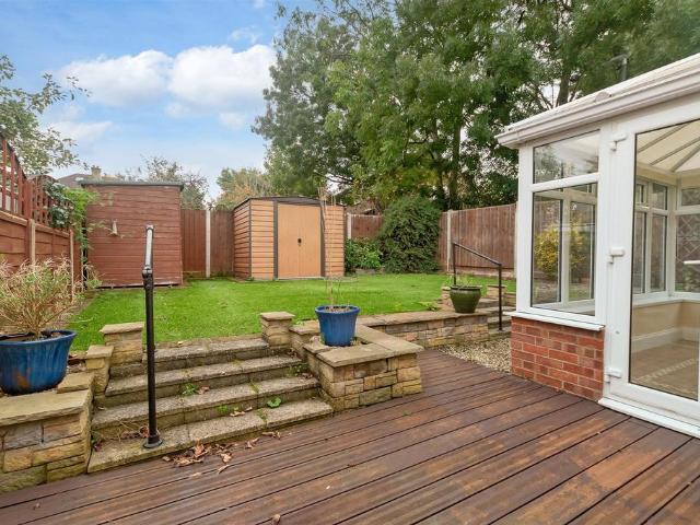 3 bedroom detached bungalow for sale
