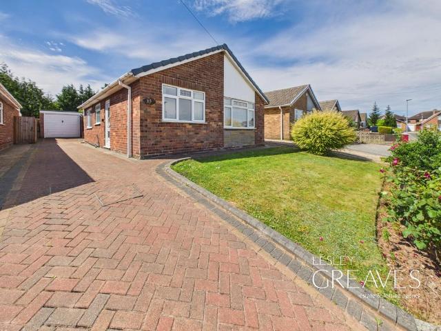 3 bedroom detached bungalow for sale