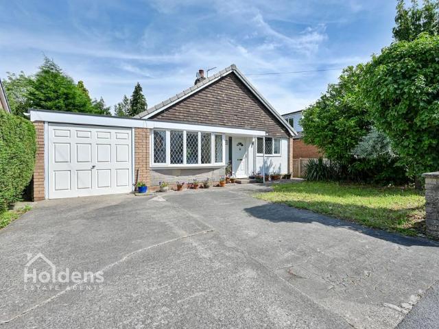 3 bedroom detached bungalow for sale