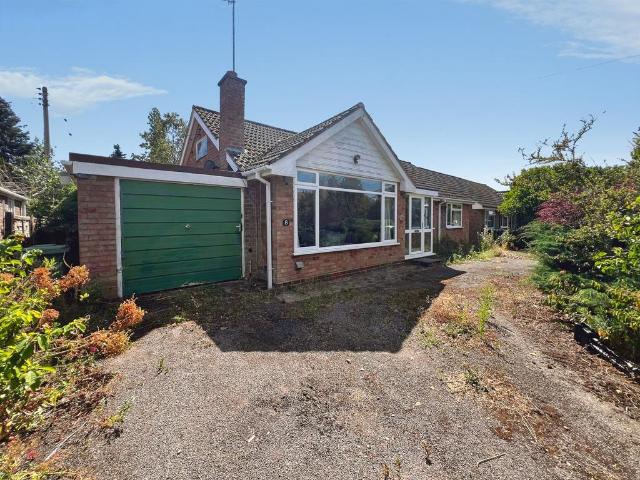 3 bedroom detached bungalow for sale