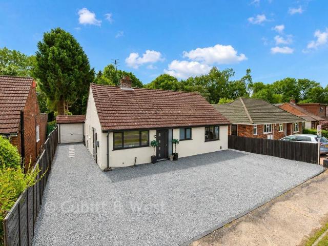 3 bedroom detached bungalow for sale