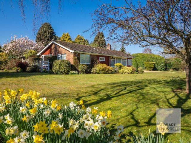 3 bedroom detached bungalow for sale