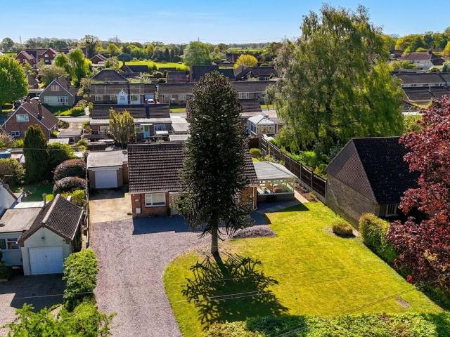 3 bedroom detached bungalow for sale