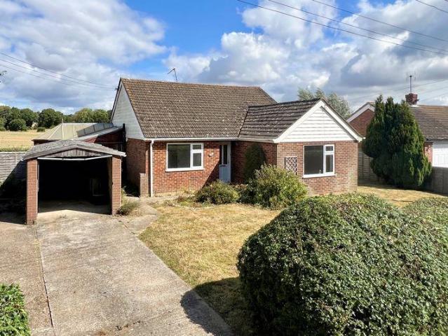 3 bedroom detached bungalow for sale