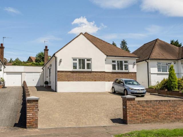 3 bedroom detached bungalow for sale