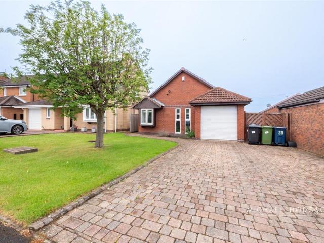 3 bedroom detached bungalow for sale
