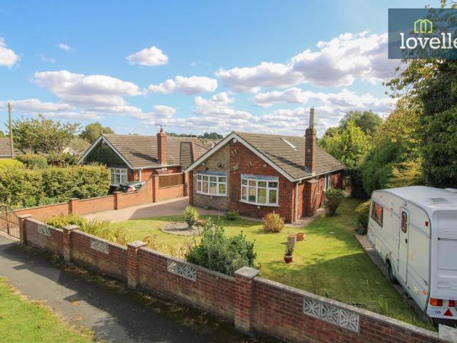 3 bedroom detached bungalow for sale