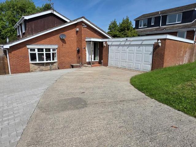 3 bedroom detached bungalow for sale