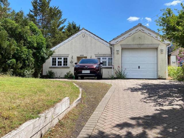 3 bedroom detached bungalow for sale