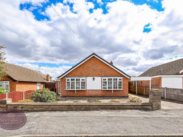 3 bedroom detached bungalow for sale