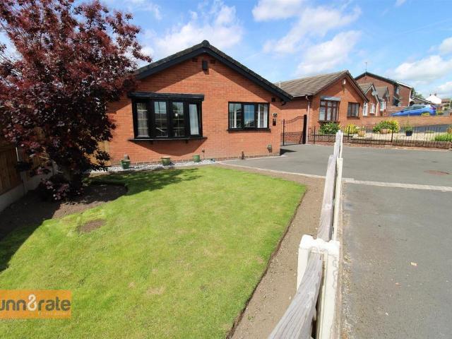 3 bedroom detached bungalow for sale