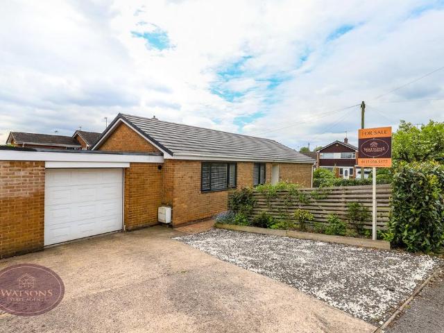 3 bedroom detached bungalow for sale