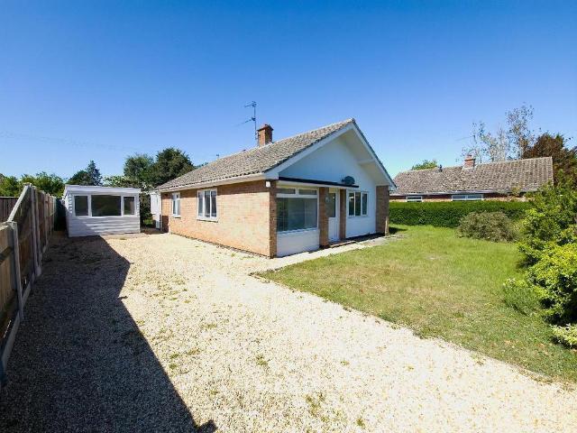 3 bedroom detached bungalow for sale
