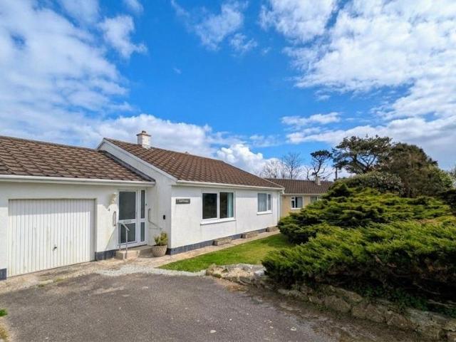 3 bedroom detached bungalow for sale