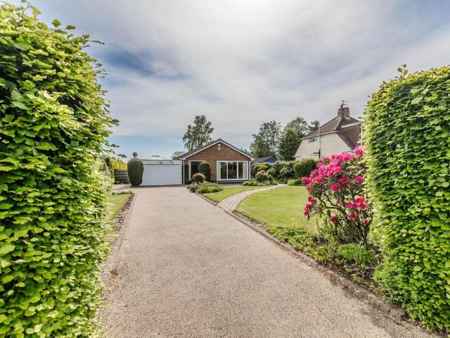 3 bedroom detached bungalow for sale