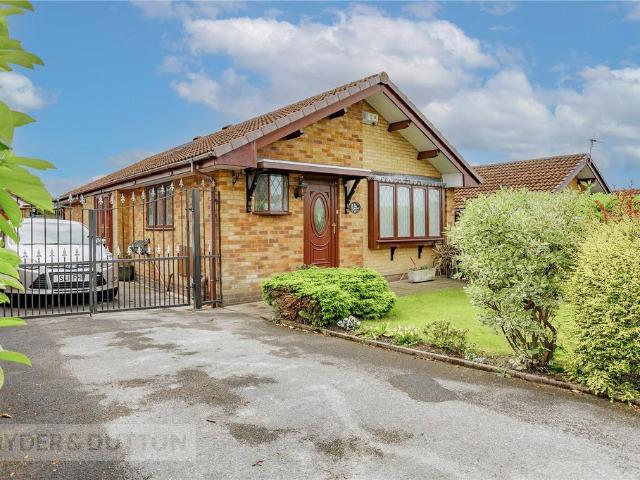 3 bedroom detached bungalow for sale
