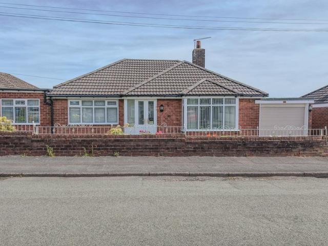 3 bedroom detached bungalow for sale