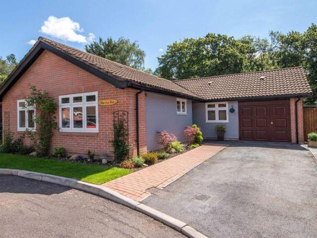 3 bedroom detached bungalow for sale