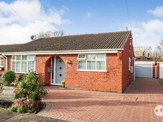 3 bedroom detached bungalow for sale
