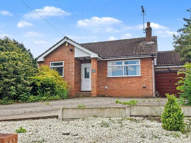 3 bedroom detached bungalow for sale