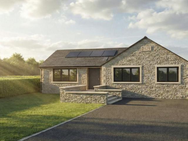 3 bedroom detached bungalow for sale