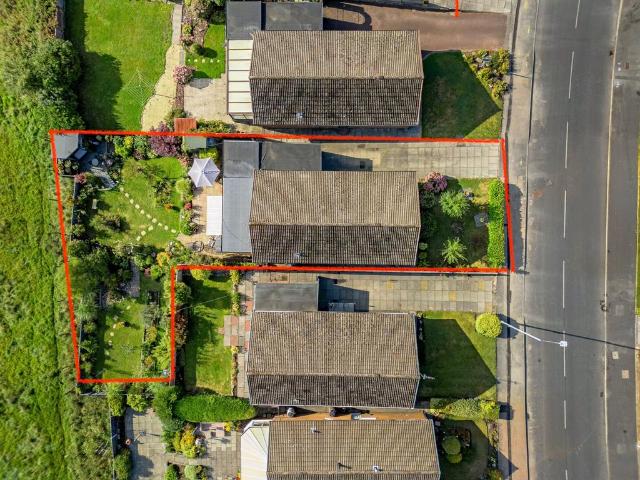 3 bedroom detached bungalow for sale