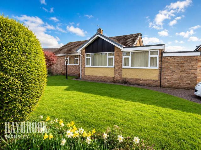 3 bedroom detached bungalow for sale