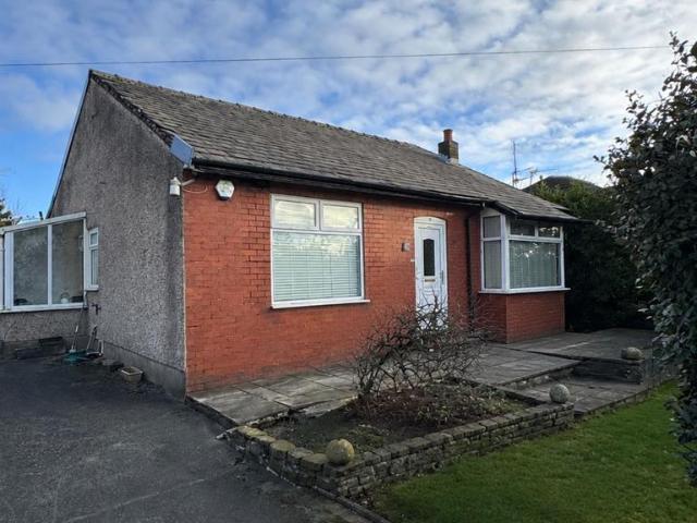 3 bedroom detached bungalow for sale