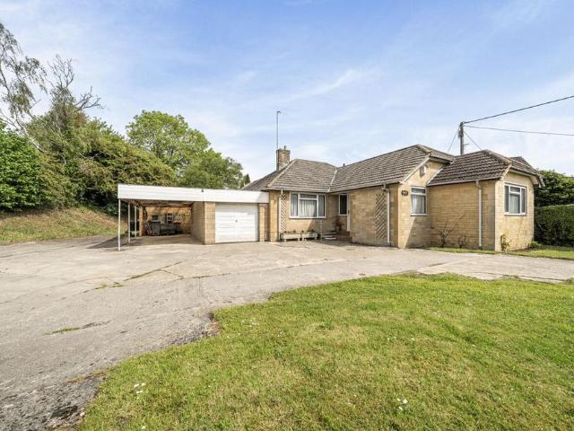 3 bedroom detached bungalow for sale