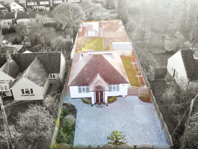 3 bedroom detached bungalow for sale