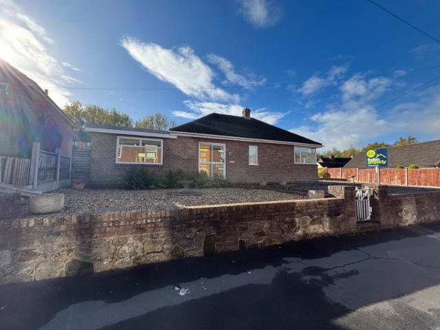 3 bedroom detached bungalow for sale