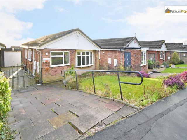 3 bedroom detached bungalow for sale