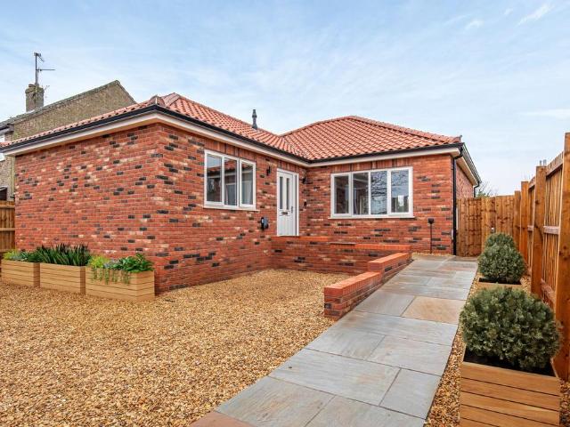 3 bedroom detached bungalow for sale