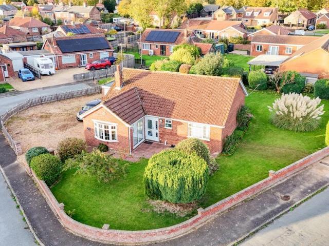 3 bedroom detached bungalow for sale