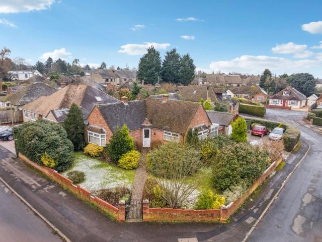 3 bedroom detached bungalow for sale