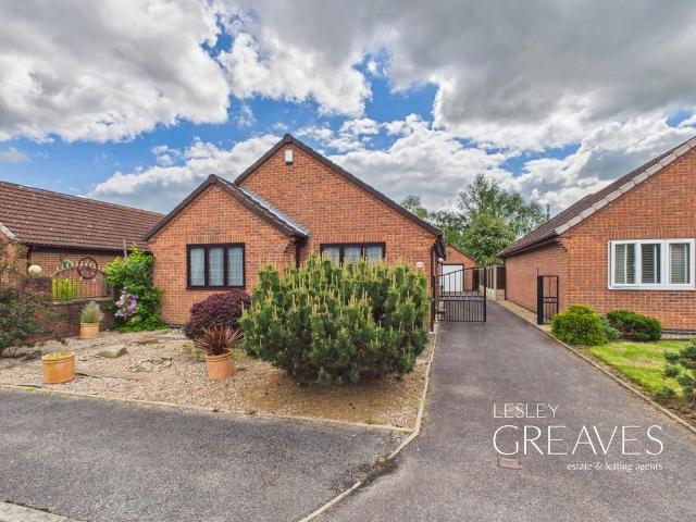3 bedroom detached bungalow for sale
