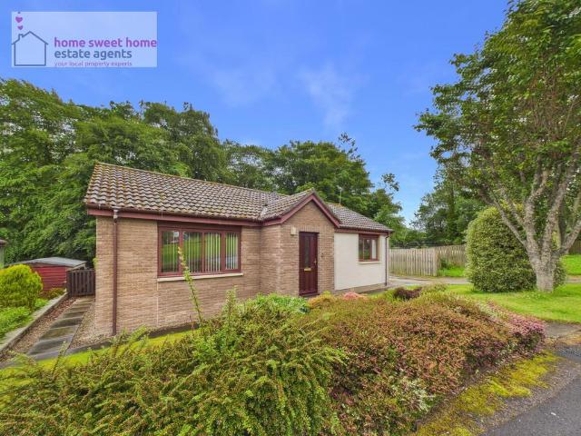 3 bedroom detached bungalow for sale