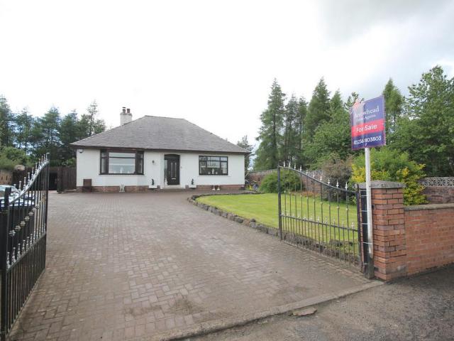 3 bedroom detached bungalow for sale