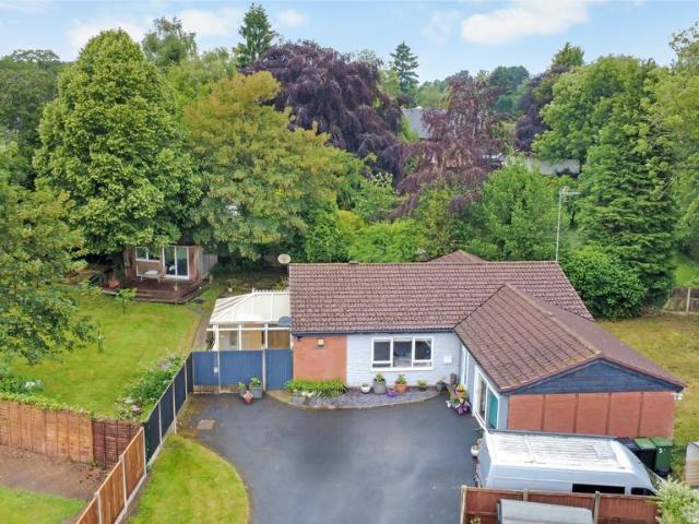 3 bedroom detached bungalow for sale
